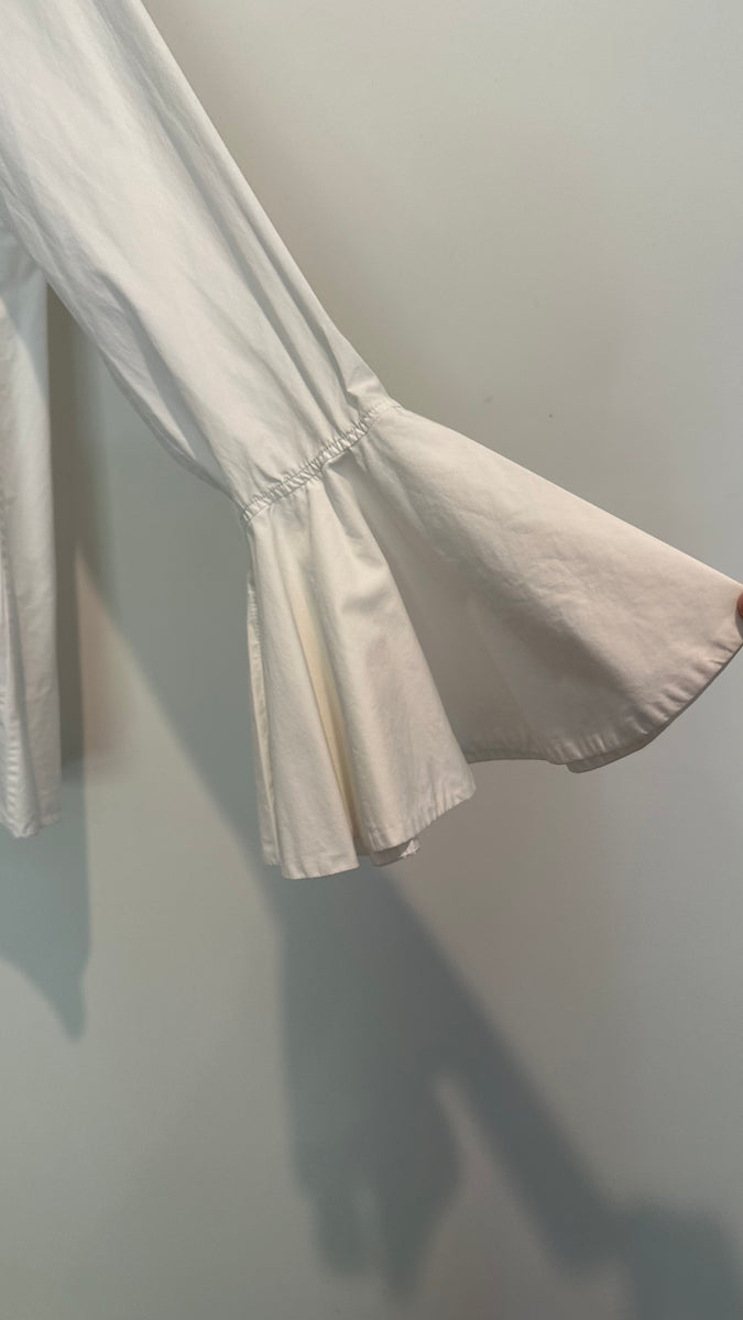 WHITE STORY FLUTED SLEEVE SHIRT - WHITE - PRE LOVED – EMIA FASHION
